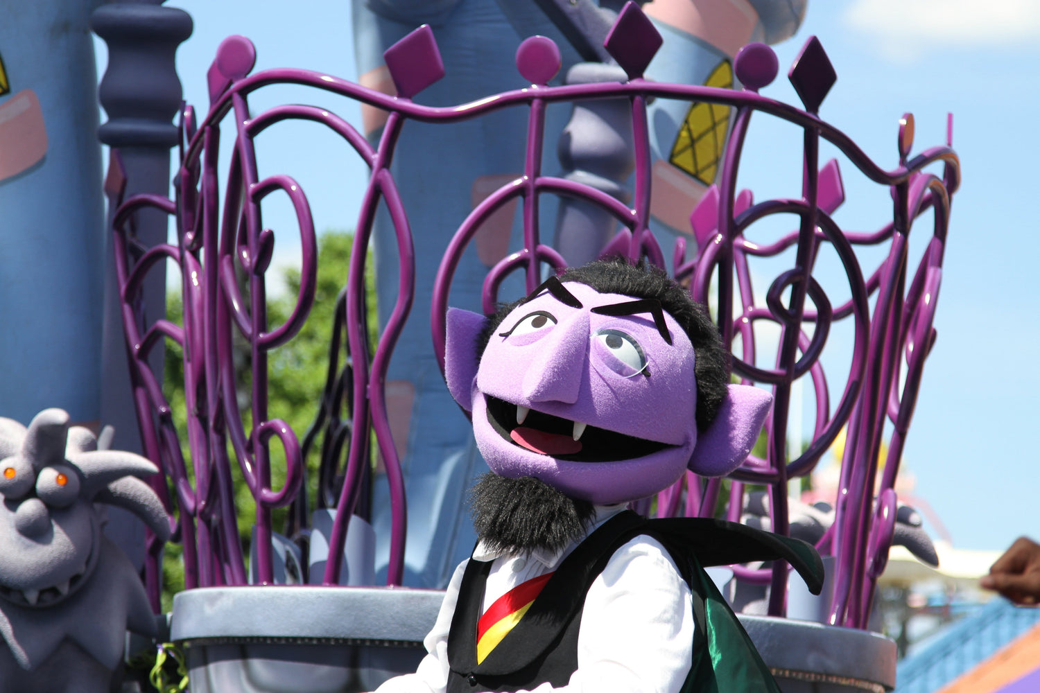 5 Reasons We Love Sesame Street | Sesame Street Shirts – Sons of Gotham